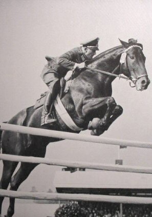 Schutzstaffel: The SS